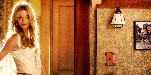 Allison dilaurentis GIF - Conseguir o melhor gif em GIFER