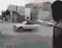 Ghost ride the whip GIFs - Obtenez le meilleur gif sur GIFER