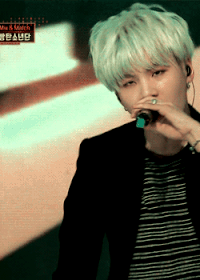 Jinxed GIFs - Get the best gif on GIFER