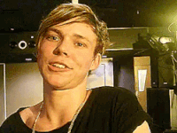 Sos GIFs - Get the best gif on GIFER