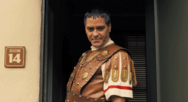 Hail caesar GIF - Conseguir el mejor gif en GIFER