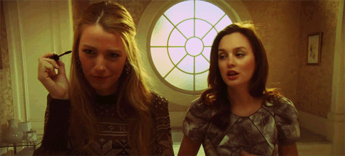 Girl friendship GIF - Conseguir o melhor gif em GIFER