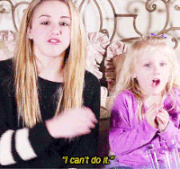 Chloe lukasiak being adorable GIFs - Obtenez le meilleur gif sur GIFER