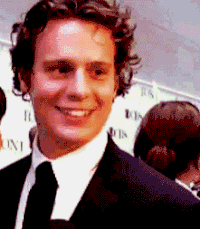 Jonathan groff GIFs - Obtenez le meilleur gif sur GIFER