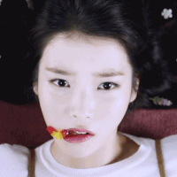Iu GIFs - Get the best gif on GIFER