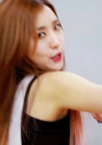 Wiggle GIFs - Get the best gif on GIFER