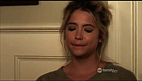 Hanna marin crying GIF - Conseguir o melhor gif em GIFER