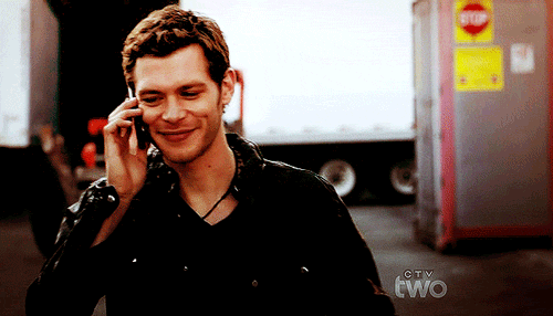 Joseph morgan happy bithday GIF - Conseguir o melhor gif em GIFER