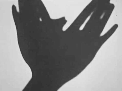 Hand shadows GIFs - Obtenez le meilleur gif sur GIFER