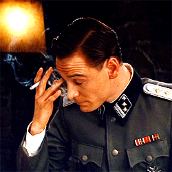 Lieutenant archie hicox GIF - Conseguir o melhor gif em GIFER