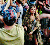 Haley x alex GIFs - Obtenez le meilleur gif sur GIFER