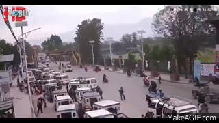 Earthquake GIF - Conseguir el mejor gif en GIFER