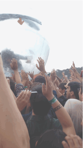 Outside lands GIFs - Obtenez le meilleur gif sur GIFER