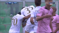 Scoring GIFs - Get the best gif on GIFER