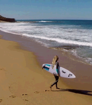 Girl with goggles GIFs - Obtenez le meilleur gif sur GIFER