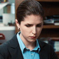 Anna kendrick hunt GIF - Conseguir o melhor gif em GIFER
