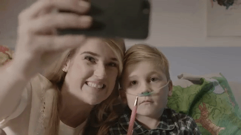 Scanning the room GIF - Conseguir o melhor gif em GIFER