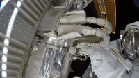 Spacewalk GIFs - Get the best gif on GIFER
