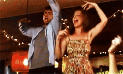 Party dresses GIF - Conseguir o melhor gif em GIFER