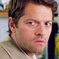 Suspicious GIFs - Get the best gif on GIFER