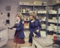 Dislocated GIFs - Get the best gif on GIFER