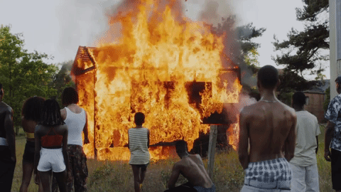Burning house GIF - Conseguir el mejor gif en GIFER