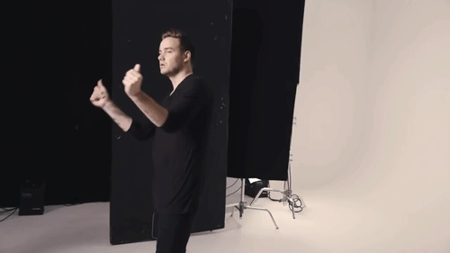 Between us photoshoot GIF - Conseguir el mejor gif en GIFER