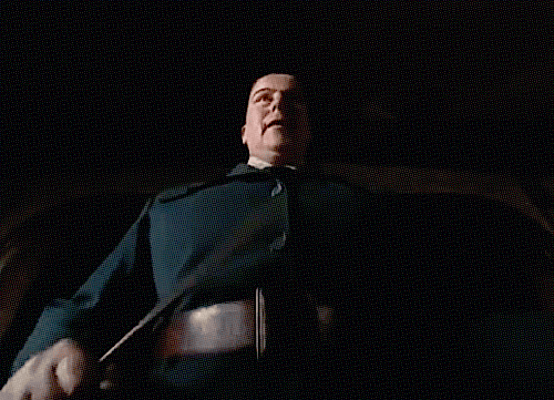 Miss trunchbull GIF - Conseguir o melhor gif em GIFER