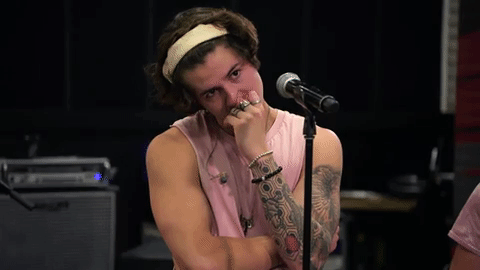 Apartar GIFs - Get the best gif on GIFER