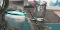 Earthquake chad GIF - Conseguir el mejor gif en GIFER