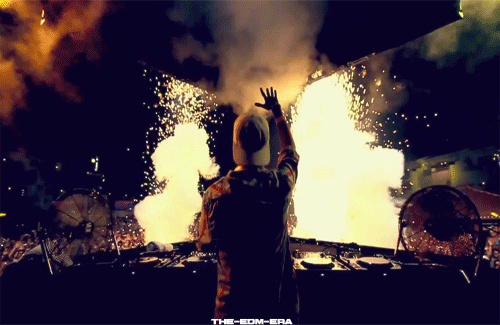 Avicii GIFs - Obtenez le meilleur gif sur GIFER