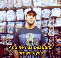 Colt cabana GIF - Conseguir o melhor gif em GIFER