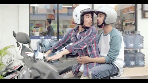 Iklan GIFs - Get the best gif on GIFER