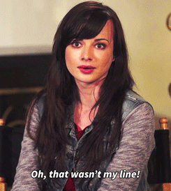 Molly tarlov GIF - Conseguir o melhor gif em GIFER