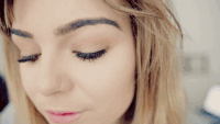 Eyelashes GIFs - Get the best gif on GIFER