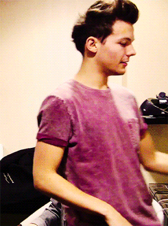 Louis baby GIF - Conseguir o melhor gif em GIFER