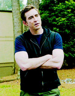 Jesus those arms GIF - Conseguir o melhor gif em GIFER