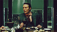 More gratuitous jiggling GIF - Conseguir o melhor gif em GIFER