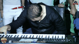 Manele GIFs - Get the best gif on GIFER