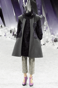 Headless GIFs - Get the best gif on GIFER