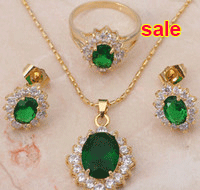 Necklace GIFs - Get the best gif on GIFER