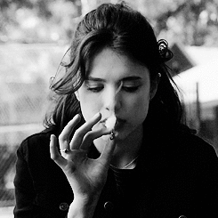 Badass woman GIF - Conseguir el mejor gif en GIFER