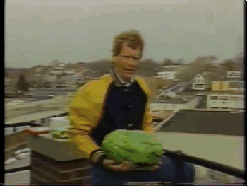 Throwing off roof GIF - Conseguir o melhor gif em GIFER