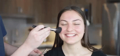 Brother does my makeup GIF - Conseguir el mejor gif en GIFER