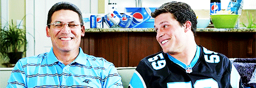 Ron rivera GIF - Conseguir el mejor gif en GIFER