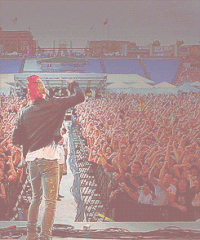 Concert GIFs - Get the best gif on GIFER