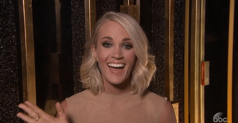 Female vocalist GIFs - Obtenez le meilleur gif sur GIFER