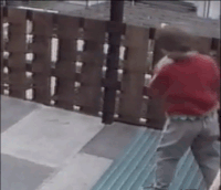 Chute nas bolas GIF - Conseguir o melhor gif em GIFER