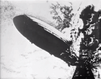 Zeppelin GIFs - Get the best gif on GIFER