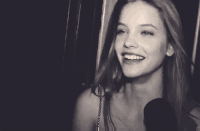 Brunette GIFs - Get the best gif on GIFER